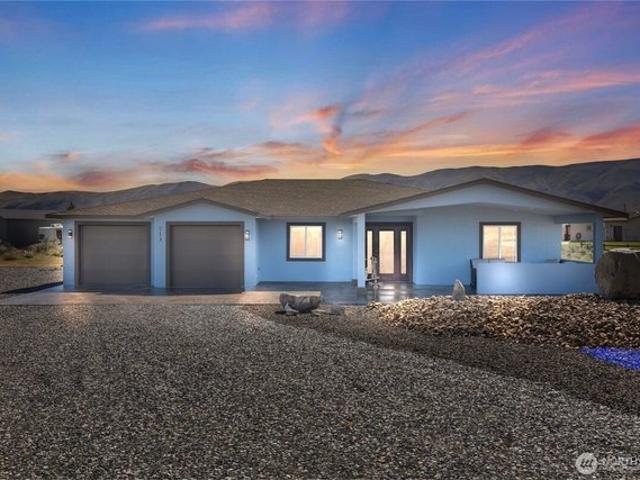 713 SW Sunset Blvd, Mattawa, WA 99349