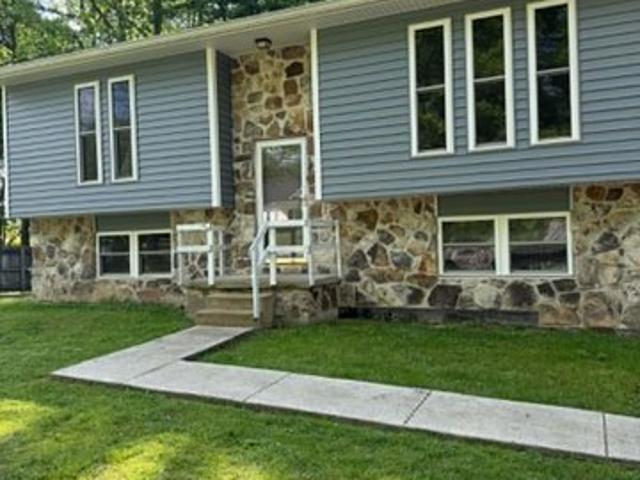 713 Petit Ln, Wartburg, TN 37887