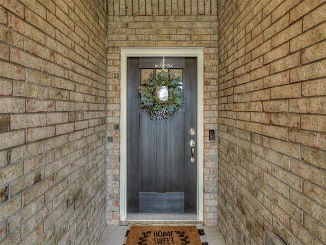 713 Red River Drive