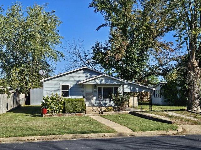 713 W 1st St, Mountain Grove, MO 65711
