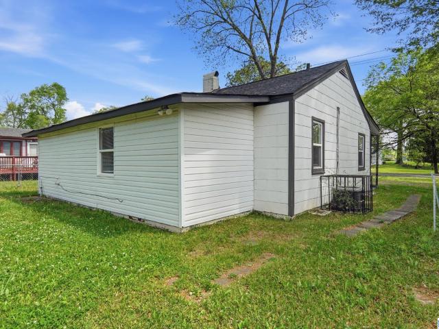 713 Woodward Road