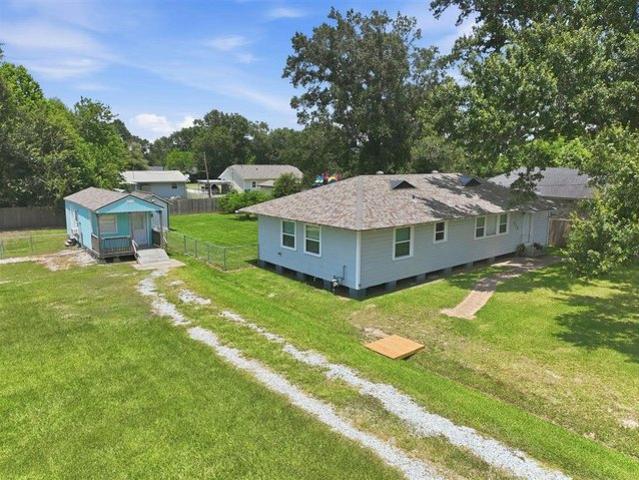 713 Topsy Rd, Lake Charles, LA 70607