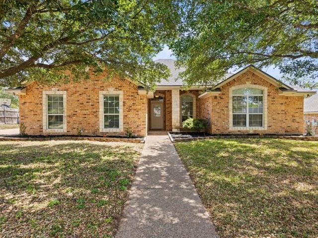 713 Ver Dr, Lorena, TX 76655
