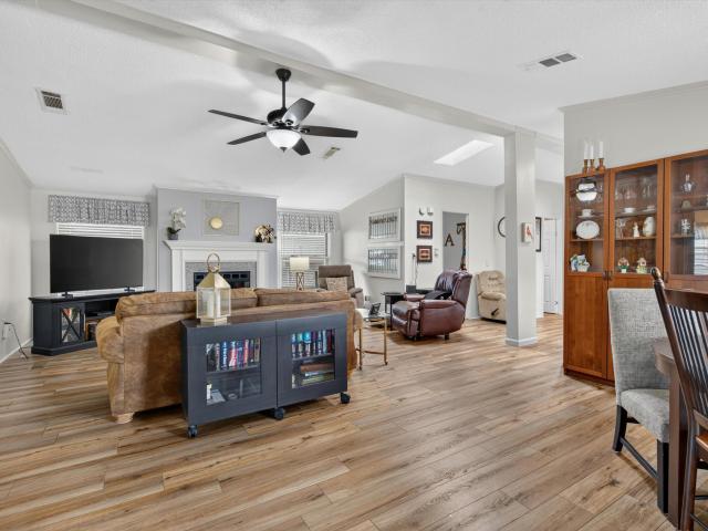 7144 Gatling Drive NE