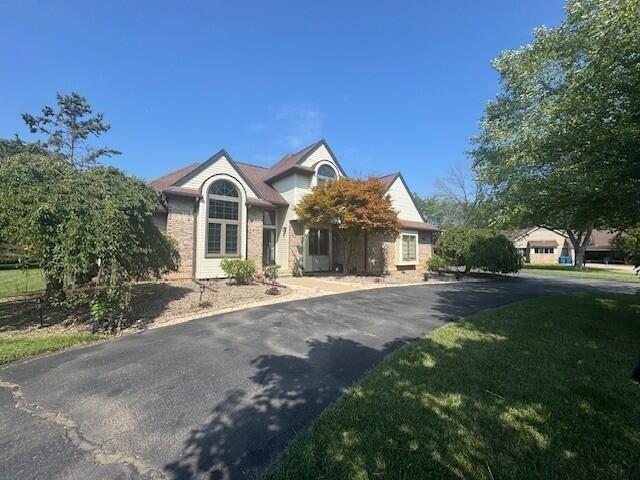 7144 Hunter Ridge Ct, Saline, MI 48176