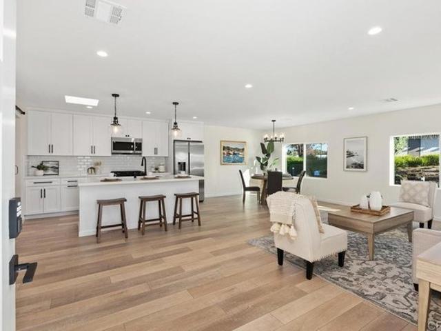 7144 Santa Rosa St, Carlsbad, CA 92011