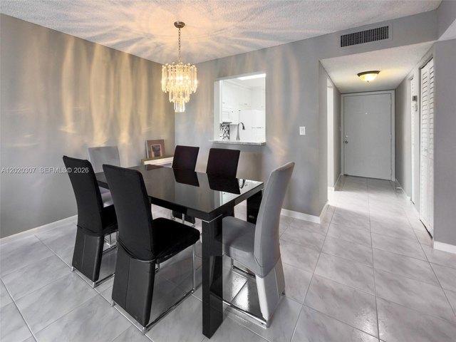 7145 Huntington Ln Apt 303, Delray Beach, FL 33446