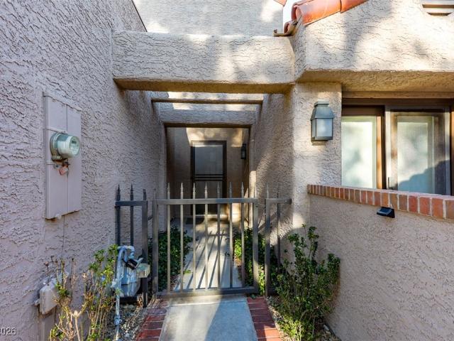 7146 Mission Hills Dr, Las Vegas, NV 89113 | MLS #2749