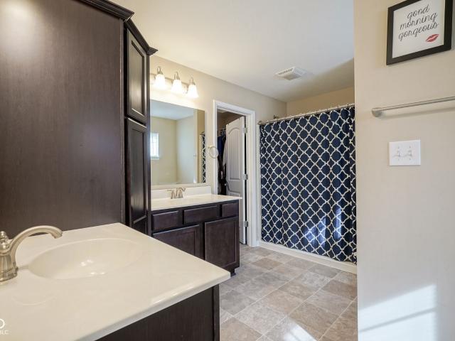 7148 N Chelmsford Dr, McCordsville, IN 46055 | MLS #22086