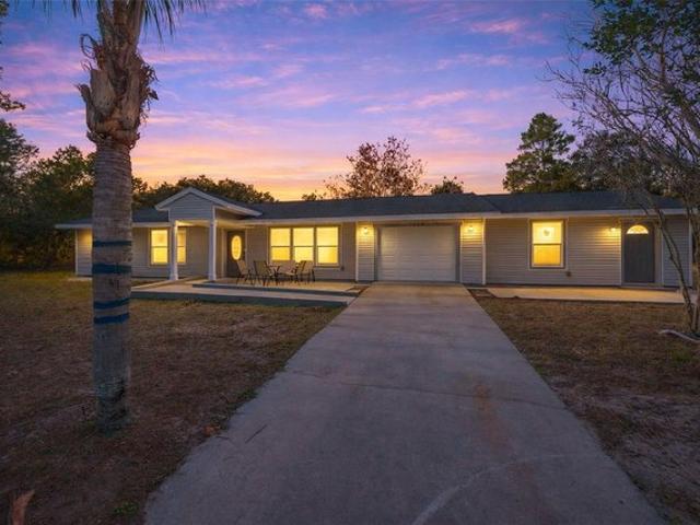 7149 Spruce Dr, Weeki Wachee, FL 34607