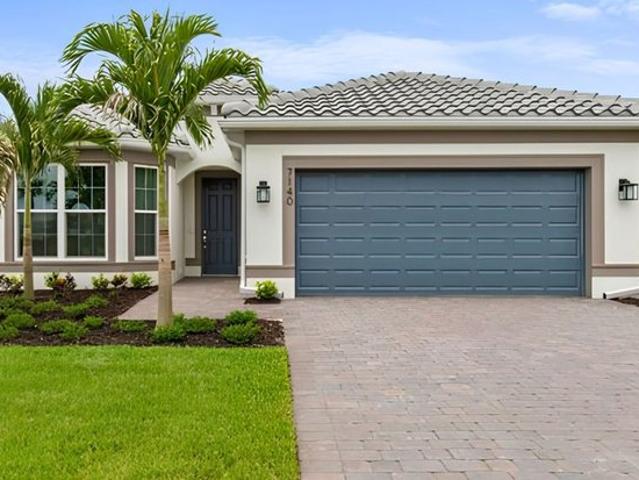 7140 Chapel Creek Ln, North Fort Myers, FL 33917