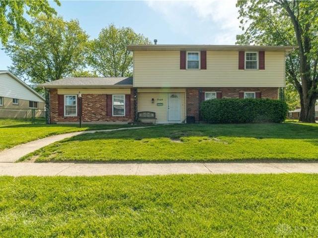 7140 Cohasset Dr, Huber Heights, OH 45424