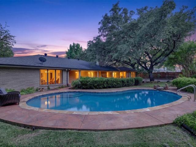 7141 Twin Tree Lane