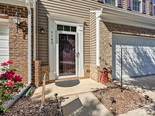 7142 Mariners Village Dr, Denver, NC 28037 | MLS #4373