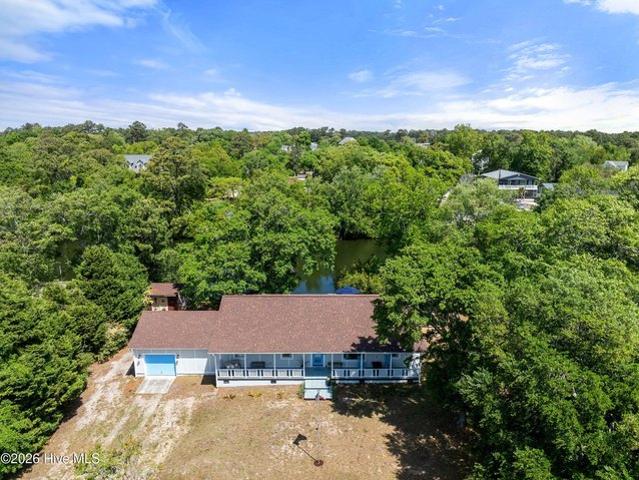 714 Cockle St, Surf City, NC 28445