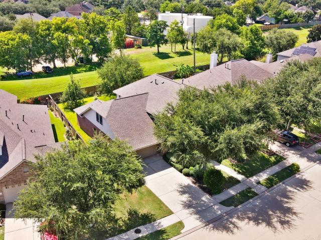 714 Coggins Point Way, Sugar Land, TX 77479 | MLS #26307