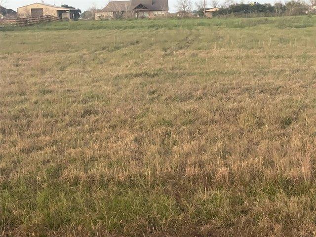 714 Chuckwagon Trl, Angleton, TX 77515