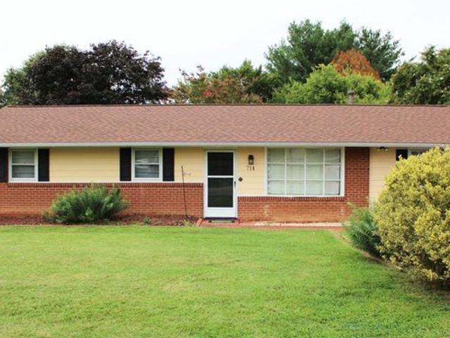 714 Culpeper St, Fredericksburg, VA 22405