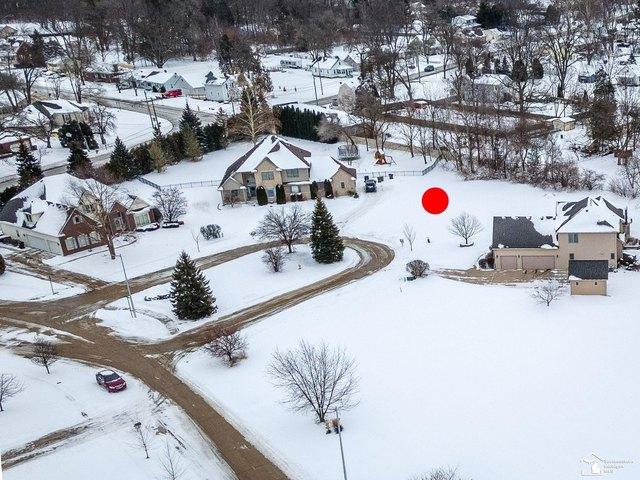 714 Bethpage Ct, Monroe, MI 48162