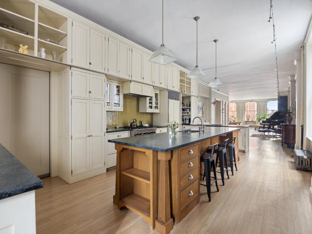 714 Broadway, Unit 8 | Compass