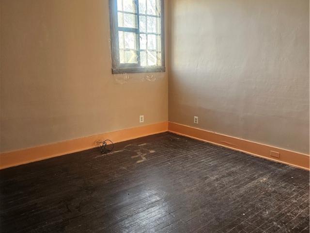 714 Buffalo Avenue # 4