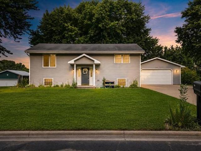 714 Giese St, Hortonville, WI 54944