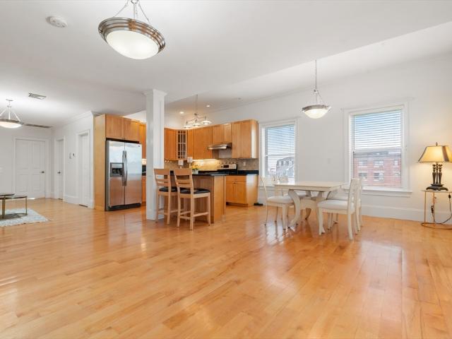 714 E 4th St, Unit 3, Boston, MA 02127 | MLS #73515