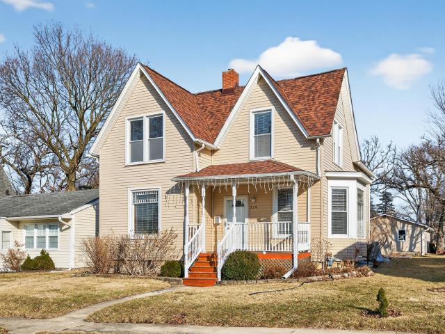 714 Ellwood Ave, DeKalb, IL 60115 | Compass
