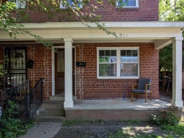 714 Four Mile Rd, Alexandria, VA 22305