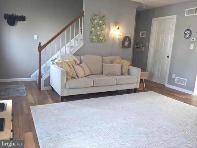 714 Fieldstone Lane