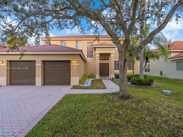 714 Heritage Dr, Weston, FL 33326