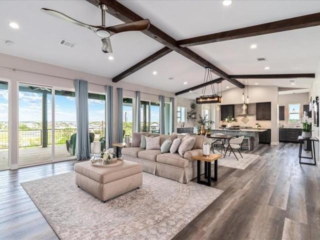 714 Matern Dr, Horseshoe Bay, TX 78657