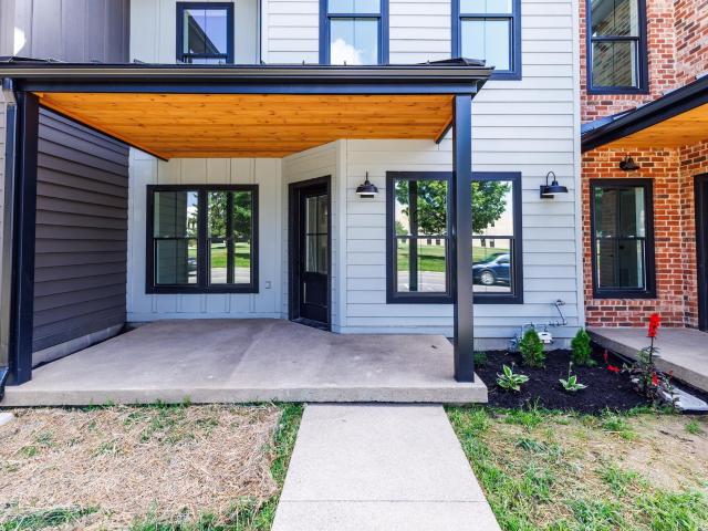 714 N Walnut Street