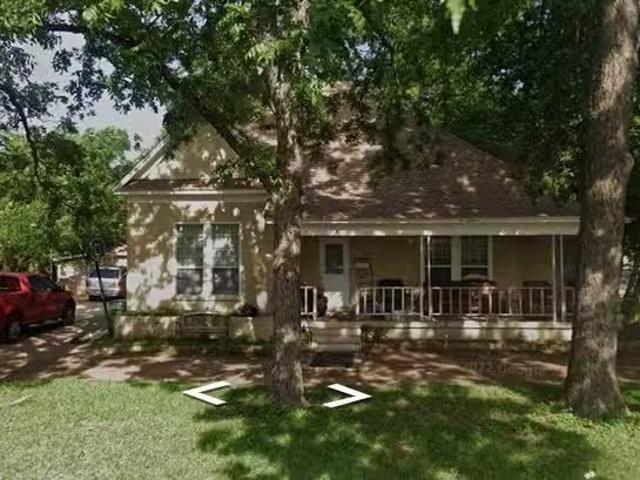 714 N East St, Arlington, TX 76011 MLS 20641414