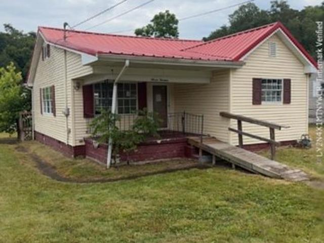 714 Newsome St, Ashland, KY 41102
