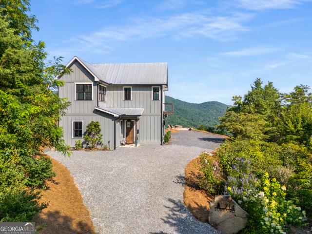 714 Sonya Road