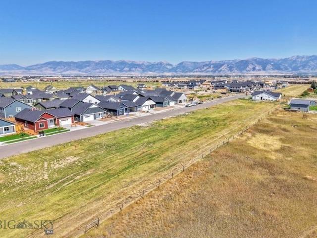 714 Spaniel Ln, Belgrade, MT 59714