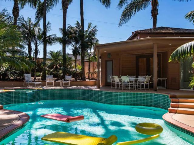 714 passiflora avenue