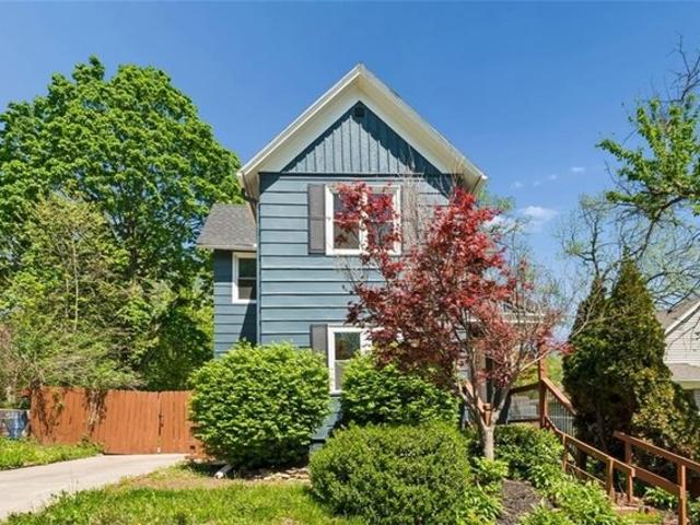 714 Prospect St, Leavenworth, KS 66048