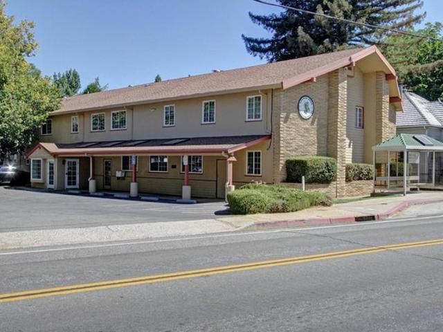 714 W Main St, Grass Valley, CA 95945