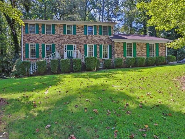 714 Weatherborn Pl, Stone Mountain, GA 30083