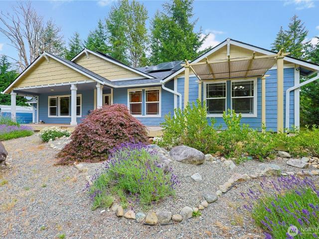 714 Tipsoo Loop S