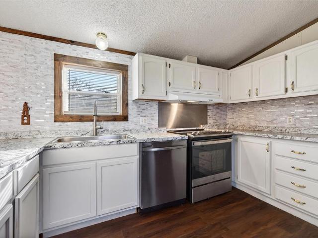 7154 Farm to Market Road 922, Valley View, TX 76272 | MLS #21302