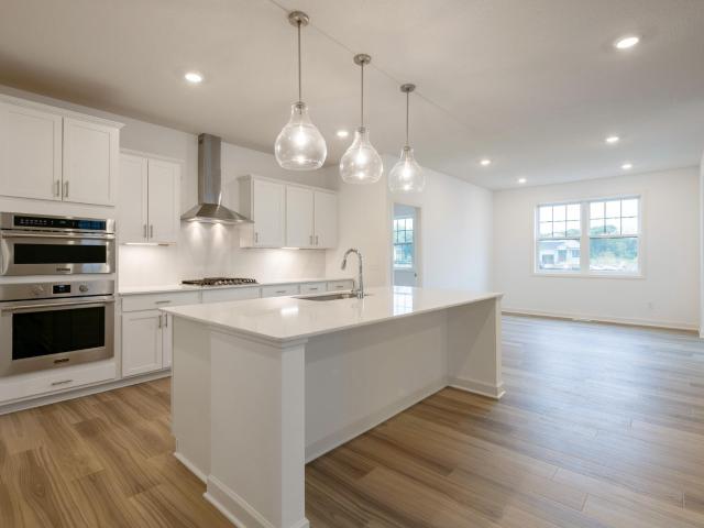 7154 st Street W