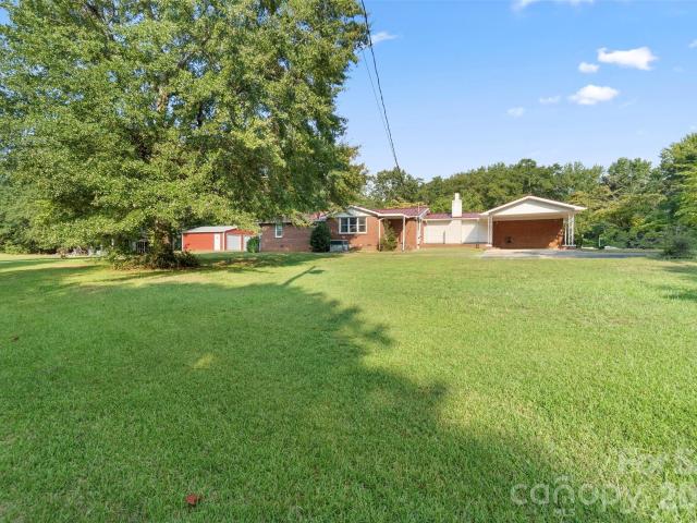 7155 Hwy 74 Highway E