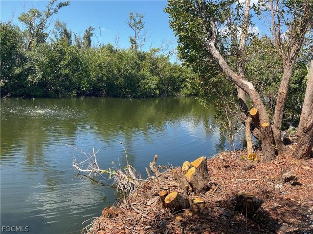 7156 Cobiac Dr, St. James City, FL 33956 | MLS #2026003 | Compass