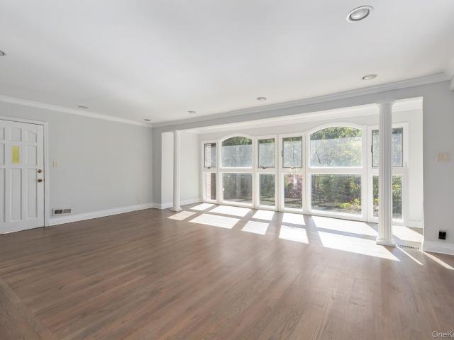 7157 Douglaston Parkway