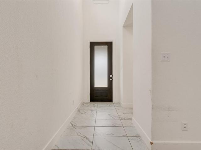 7158 Helena Hill
