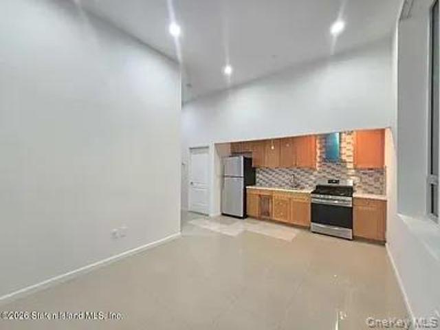7159 th Street 1A