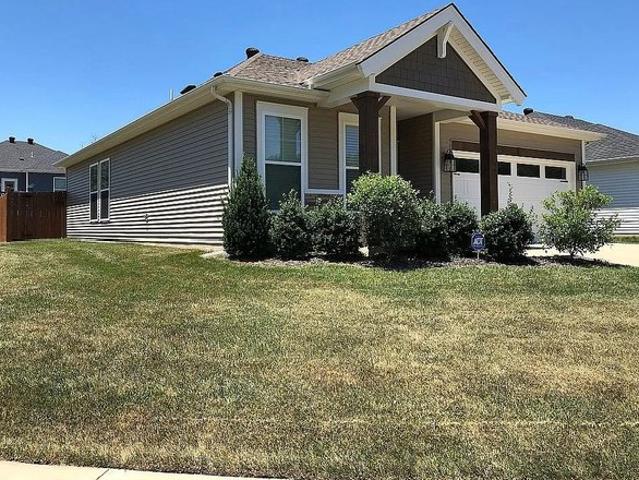 7150 Oakpark Dr, Newburgh, IN 47630